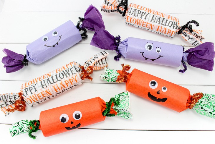 Halloween Party Poppers Filled with Candy | Onion Rings & Things