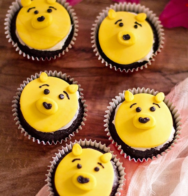 Winnie the Pooh Cupcakes - Onion Rings & Things