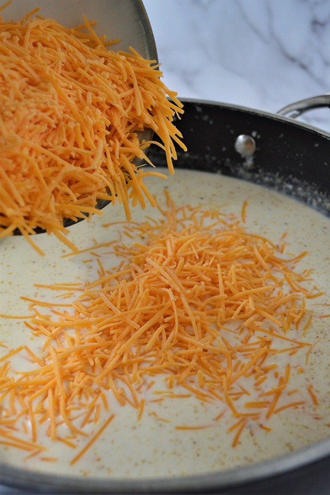 Homemade Macaroni and Cheese - Onion Rings and Things